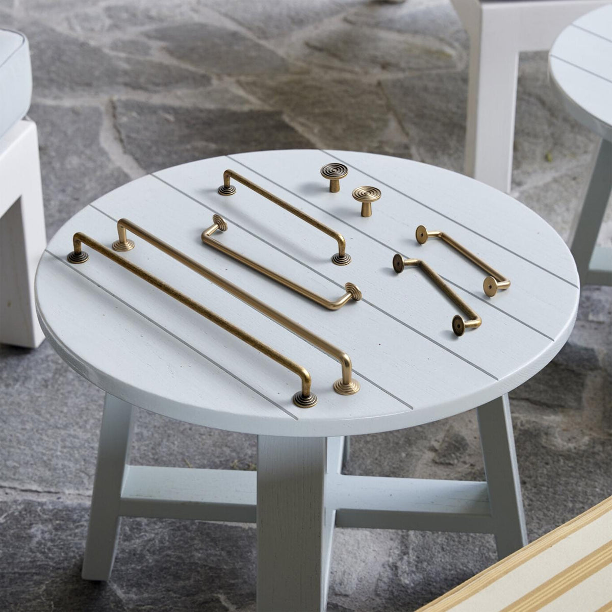 Concentric Circle Pattern Base Design Vintage Cabinet Handles